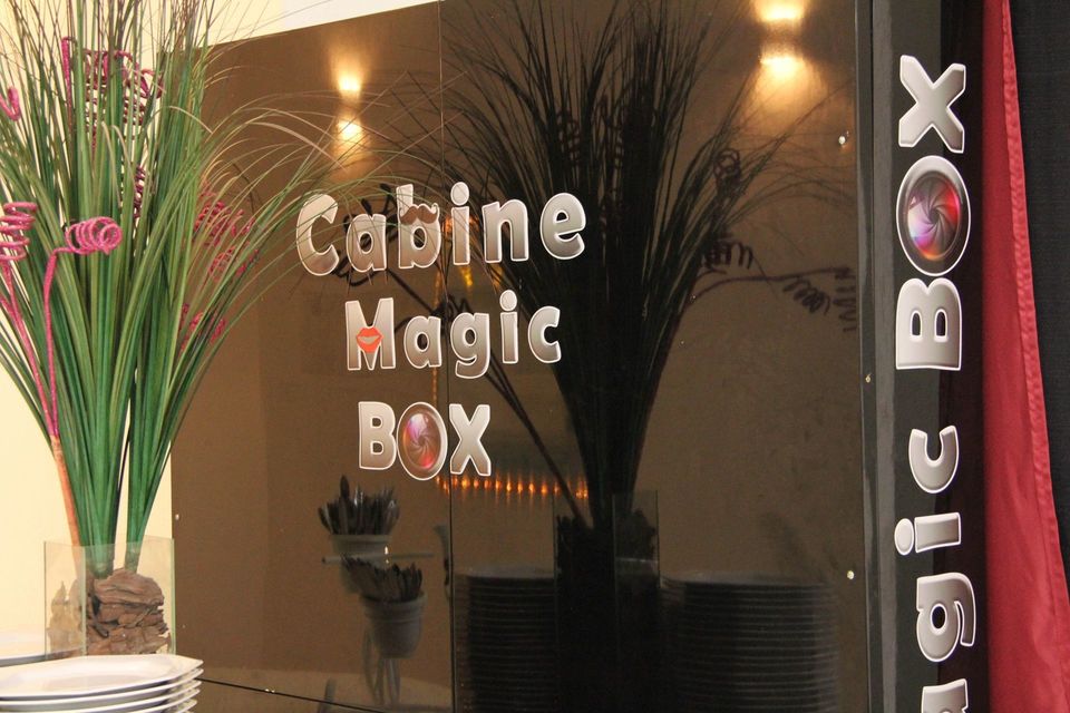 CABINE MAGIC BOX | Fotógrafo de Casamento, Studio Aline Davis, Atibaia - São Paulo e Região